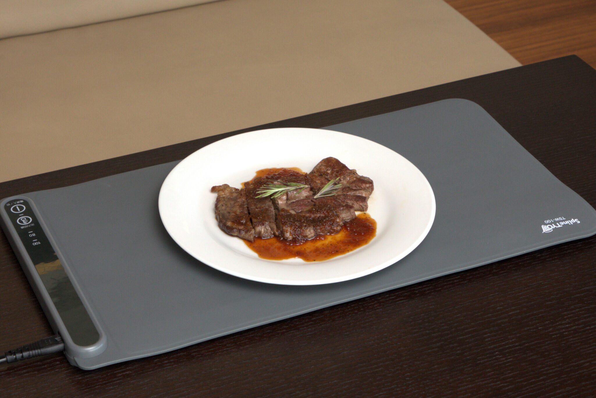 Food Wamer “Warmat” by SplineTYO（ｽﾌﾟﾗｲﾝﾄｰｷｮｰ） - SplineTYO